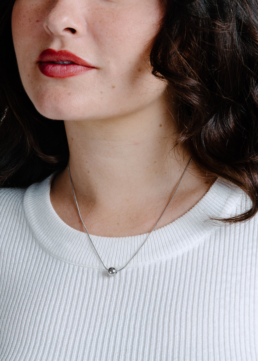 Chloe Necklace - Silver – Vincent