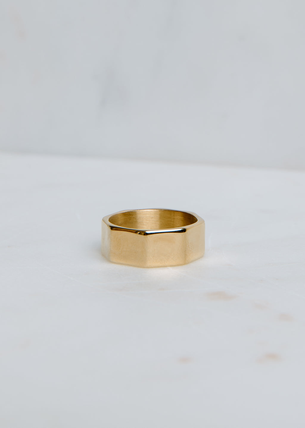 Marci Ring – Vincent